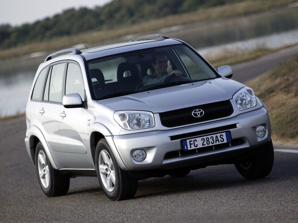 Toyota RAV4 (XA20) Mk2 review, problems, specs | DriveMag Cars