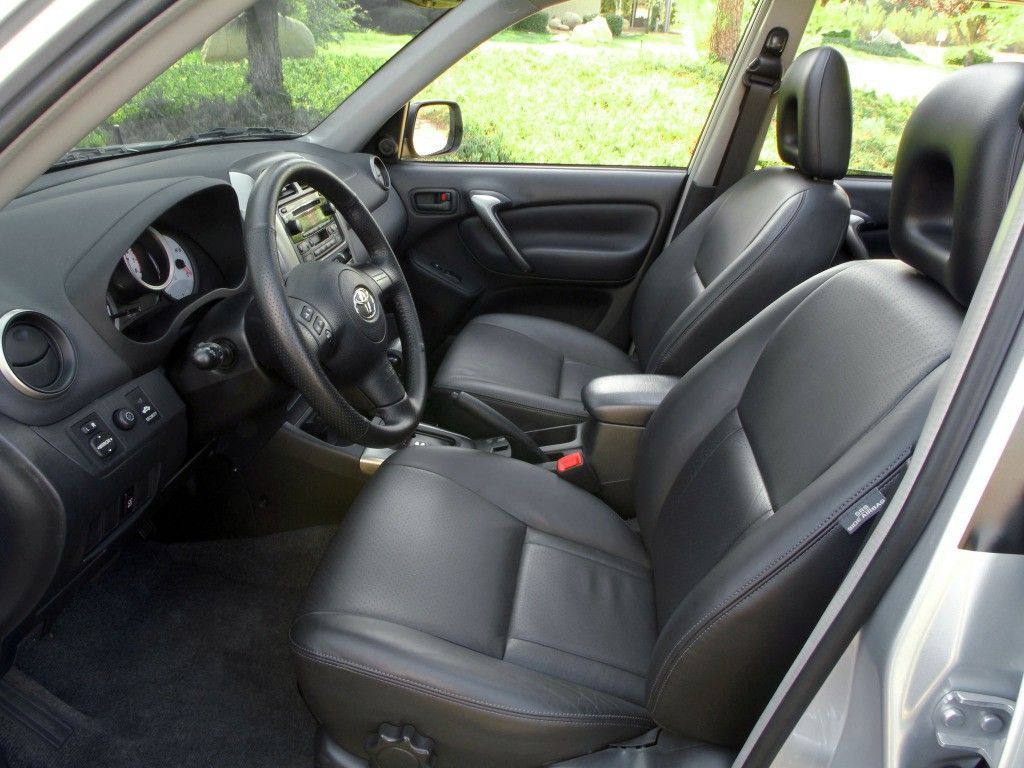 Toyota RAV4 (XA20) Mk2 review, problems, specs | DriveMag Cars