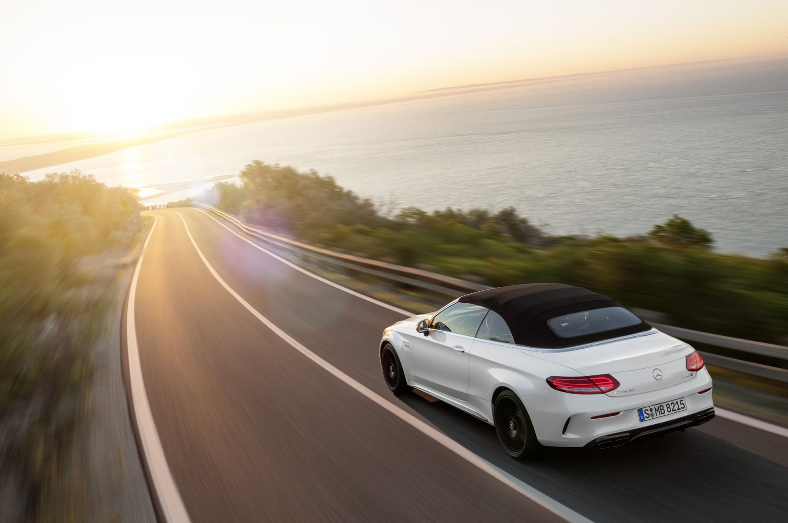 Mercedes-AMG C63 Cabriolet Is a Drop-Top C-Class Gone Wild | DriveMag Cars