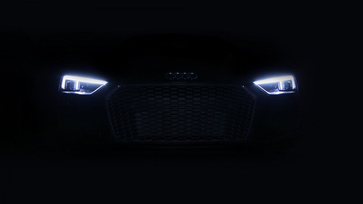 Audi Brings Laser Lights to U.S. with 2017 R8 V10 Plus Exclusive Edit...