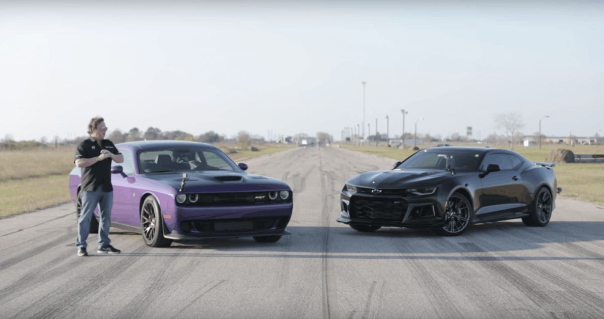 Camaro ZL1 Takes on Hellcat Challenger in Drag Race Uproar