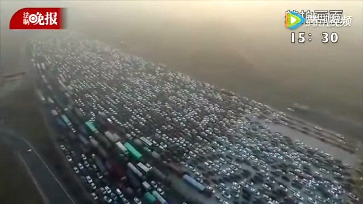 A 50-Lane Gridlock in China Looks Like Carmaggedon From Above