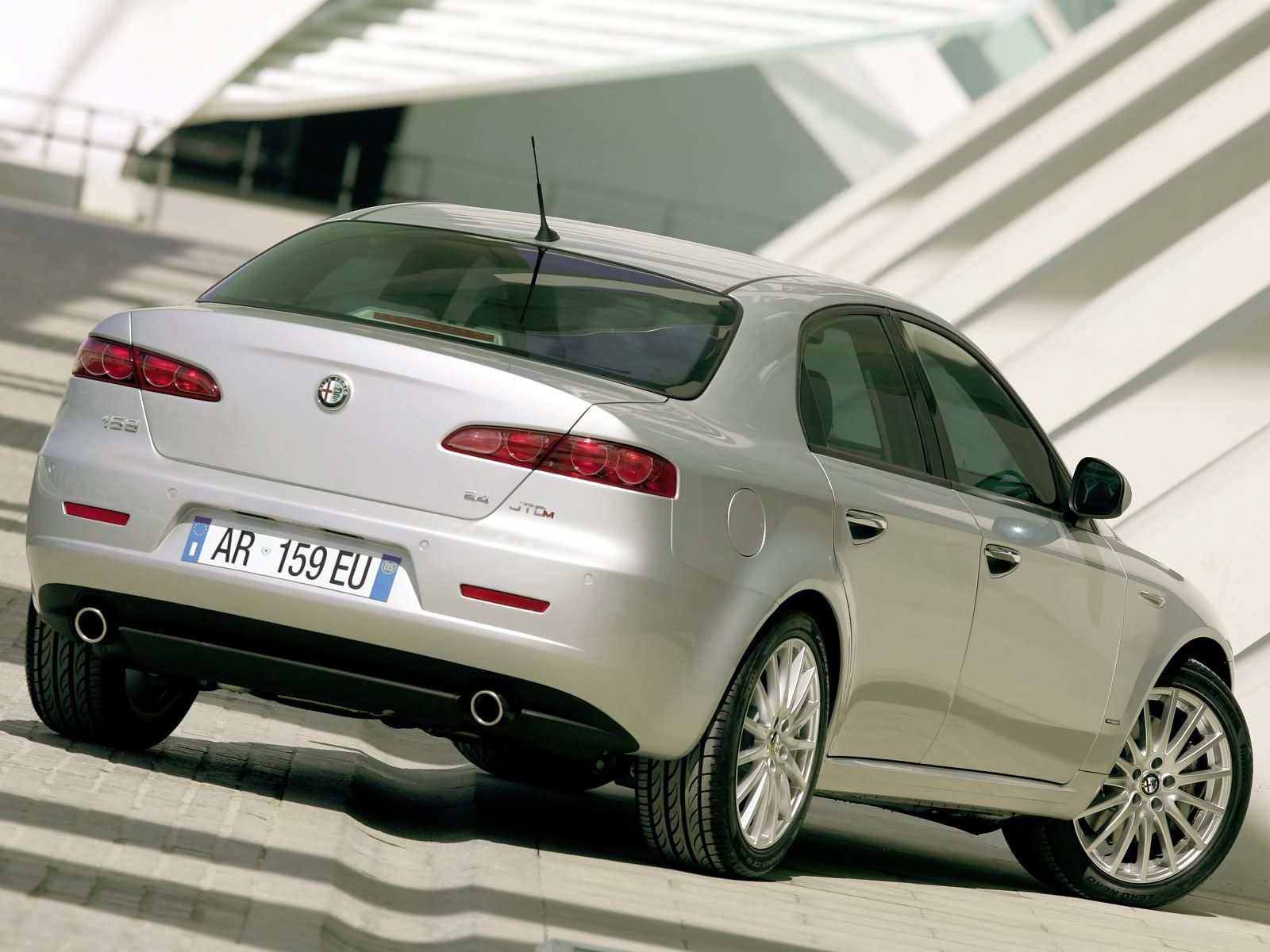 Alfa Romeo 159 Type 939 (2005-2012): Review, Specs, Problems | DriveMag ...