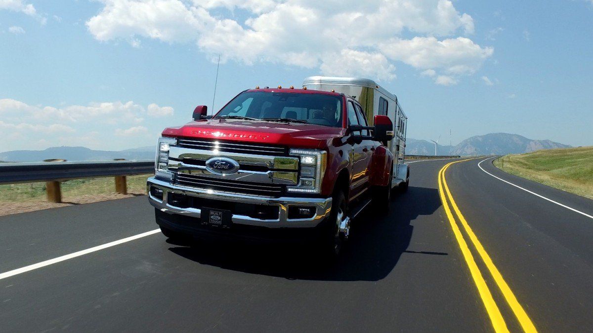 Watch Ram 3500, Ford F350, and Chevy Silverado 3500 in a Heavyweight...