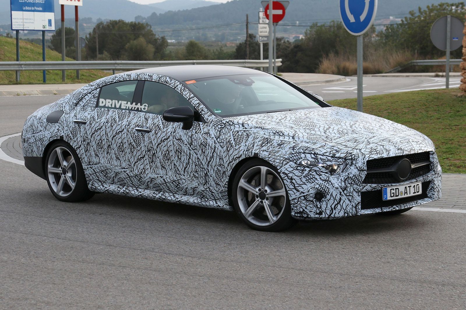 Future Mercedes CLS Spied During Final Testing | DriveMag Cars