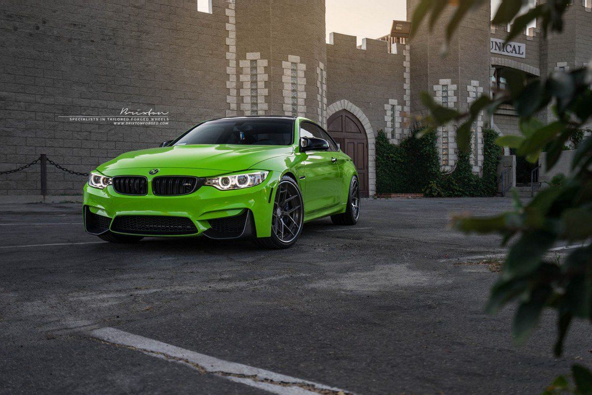 20+ racing green cars that just prove a point