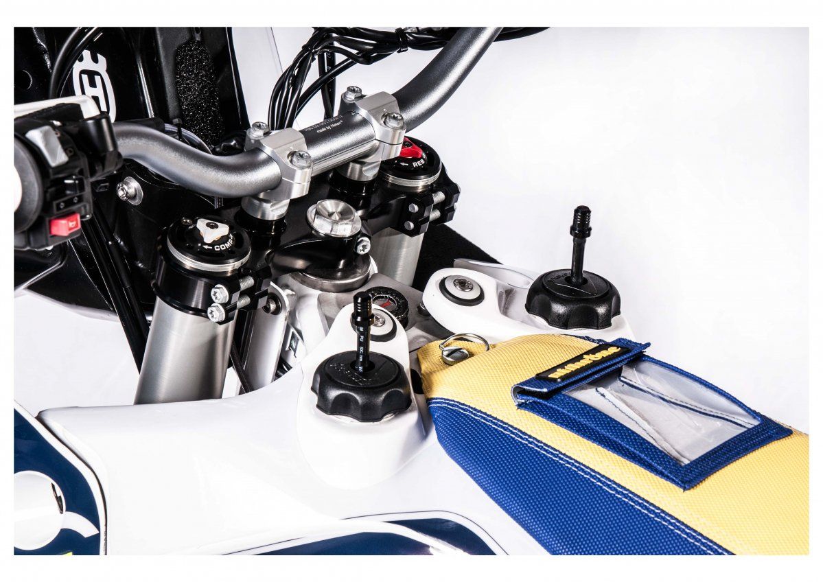 This Husqvarna 701 Rally Kit Rocks