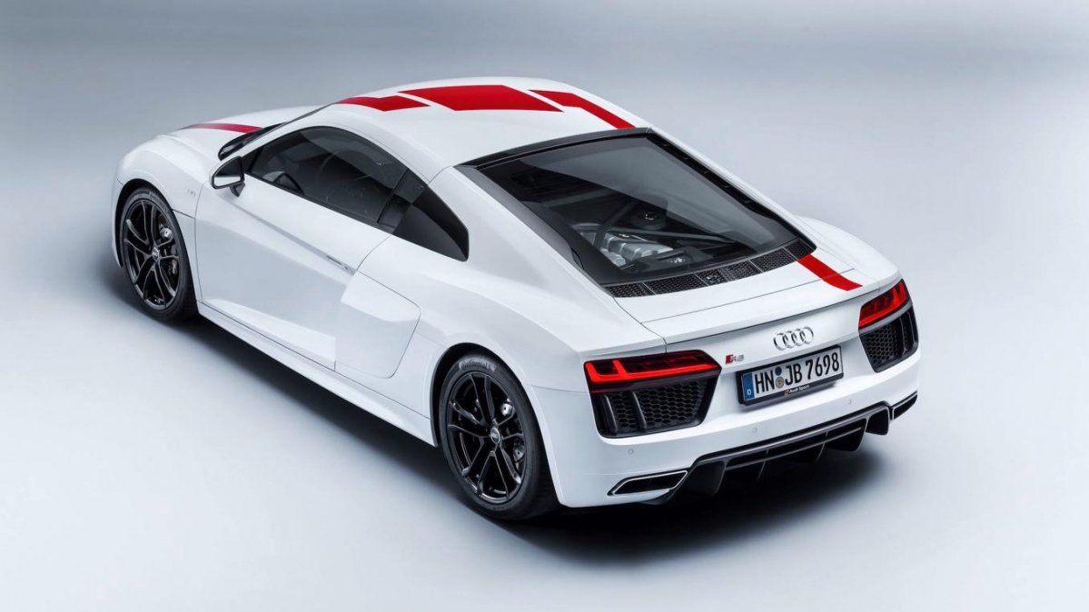 Audi R8 RWS moves all the fun* on the rear axle
