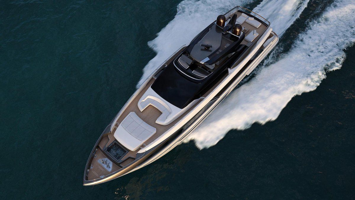 First Riva 110' Dolcevita launched in La Spezia